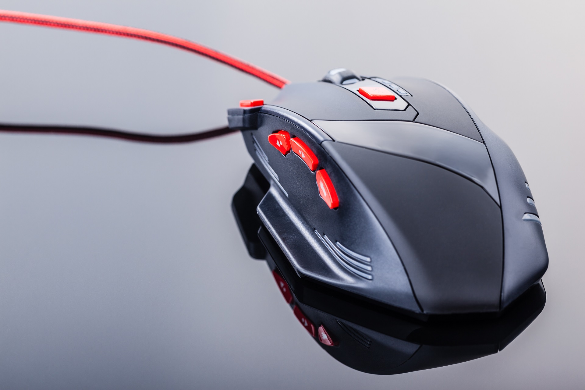 How To Choose A Gaming Mouse • Tech Surprise